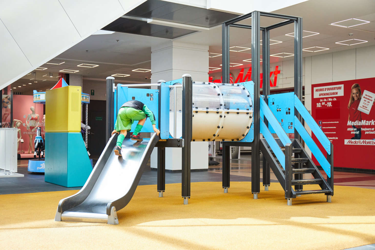 Informations pratiques du Basilix Shopping Center