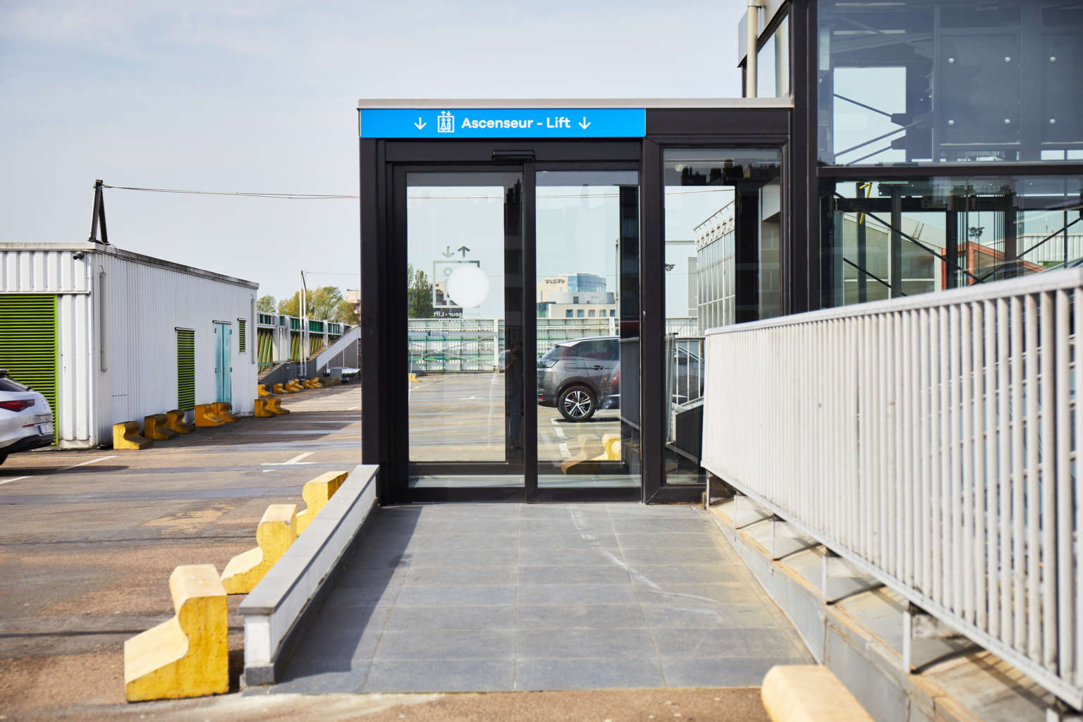 Basilix Shopping Center